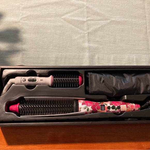 Calista | Hair | Calista Perfecter Pro Plus Heated Round Brush Plus Gogo Miniround Brush | Poshmark
